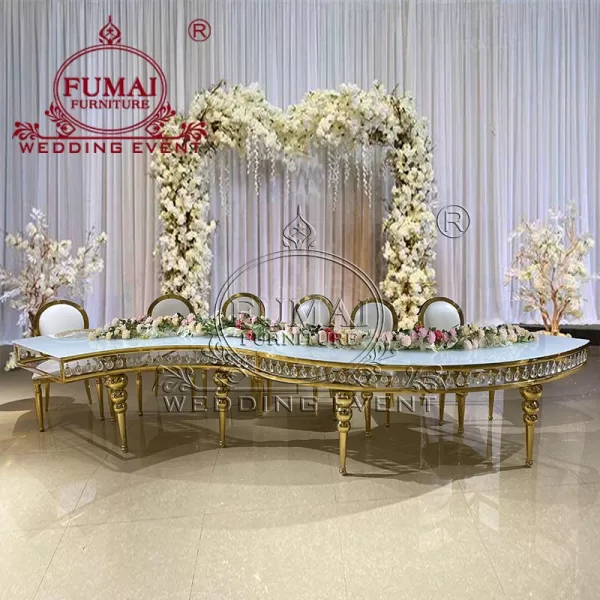 Serpentine Table Wedding with Crystal - Fumai Furniture