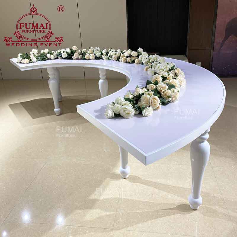 White serpentine tables iron legs MDF for wedding - Fumai
